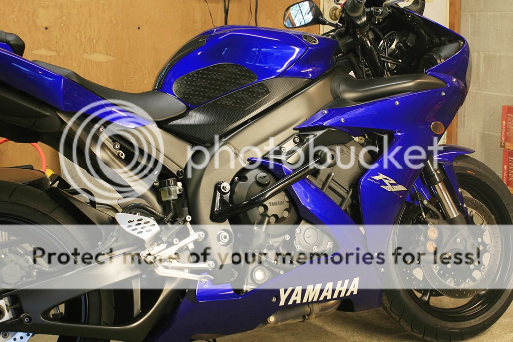 FS: '04-'05 R1 -- Race Rails | Yamaha R1 Forum: YZF-R1 Forums